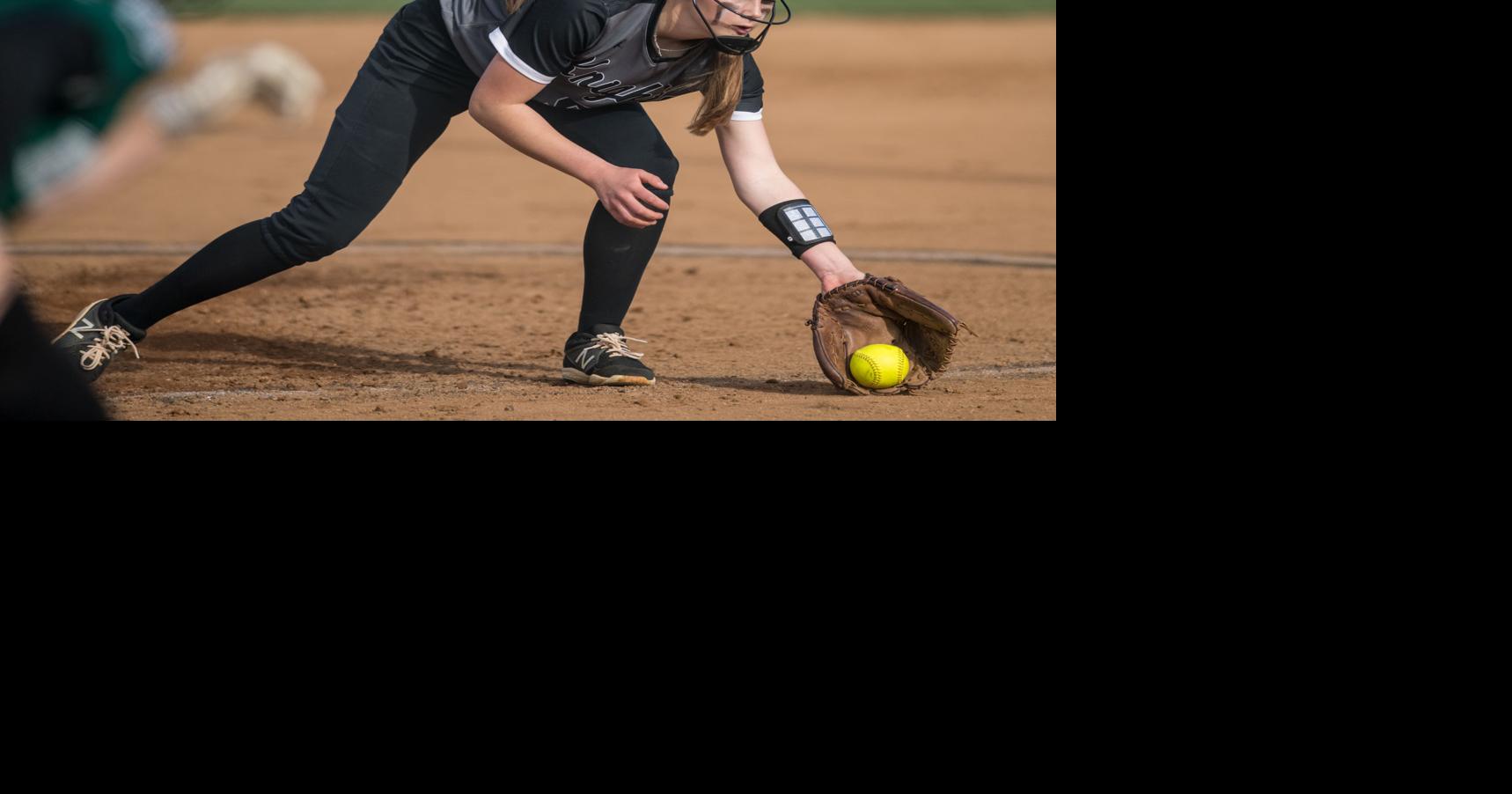 Softball: Turner Ashby vs. Broadway | Photo | dnronline.com