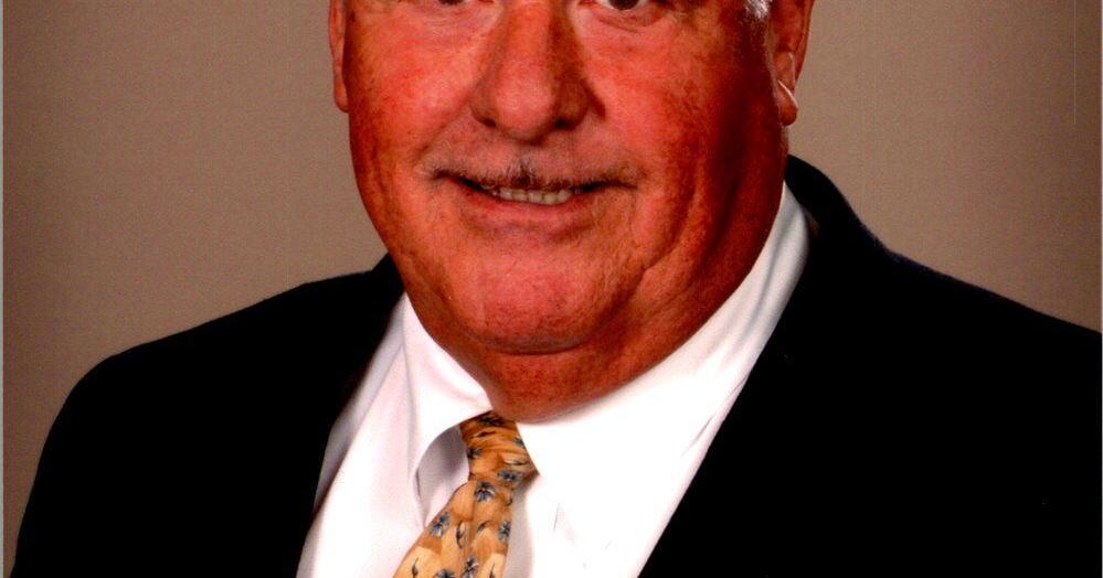 Richard 'Dick' E. Lyons | Obituaries | dnronline.com
