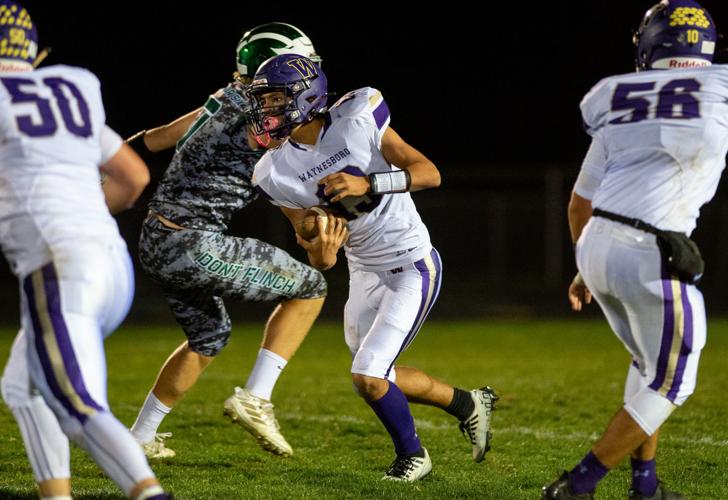 Football: Broadway vs. Waynesboro | Photo | dnronline.com