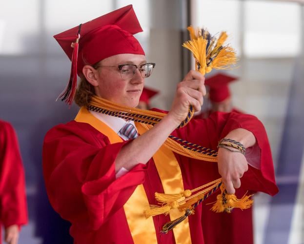 East Rockingham Graduation | Photo | dnronline.com