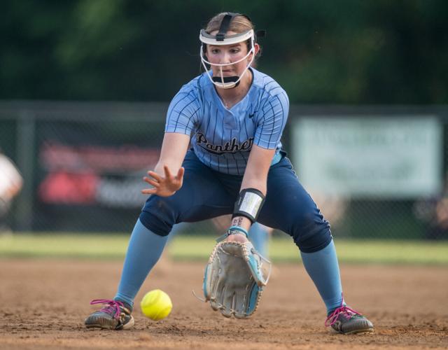 Panthers fend off Rams, advance to title game | High School | dnronline.com