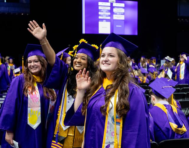 Graduation: JMU School of Education | Photo | dnronline.com