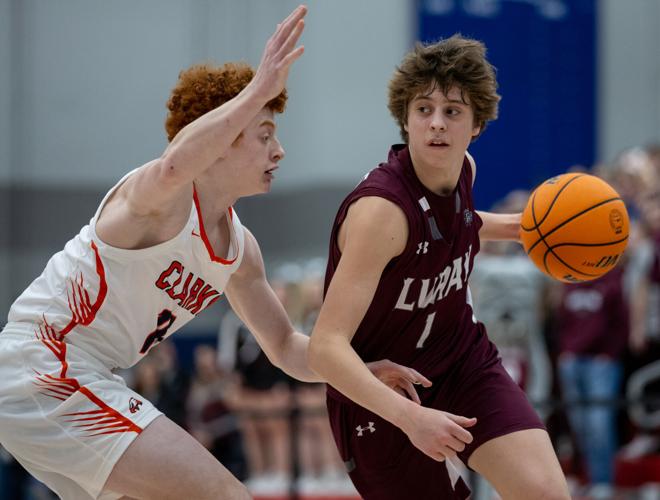 Luray Fends Off Clarke County For Region 2B Crown | Luray | dnronline.com