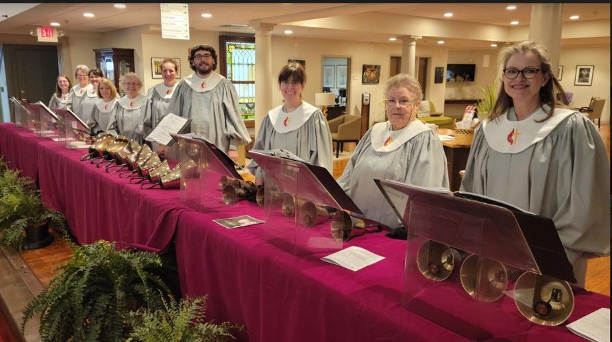 Carol Of The Bells Returns To Popular Acclaim | Dnronline | dnronline.com