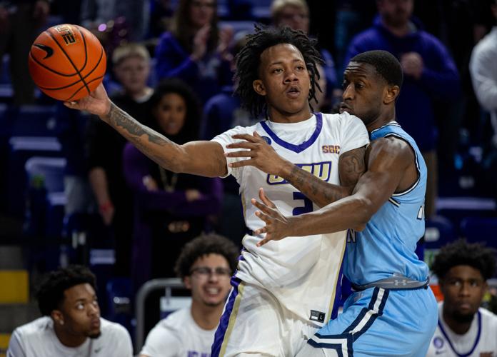 Basketball: JMU vs. ODU | Photo | dnronline.com