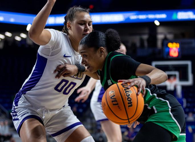 Basketball: JMU vs. Marshall | Photo | dnronline.com