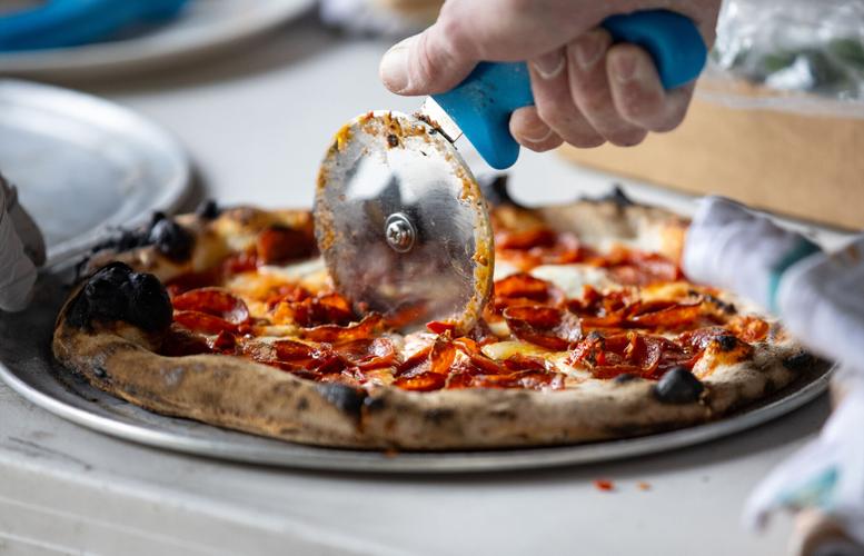 Local Vendors Bring Pizza To Farmers Market | News | dnronline.com