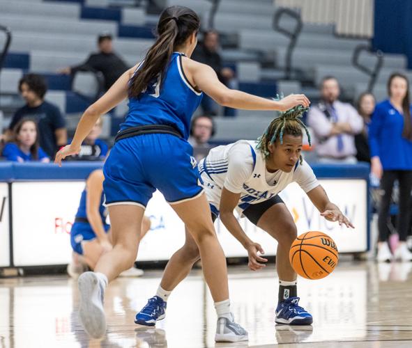 Women's Basketball: EMU vs. W&L | Photo | dnronline.com