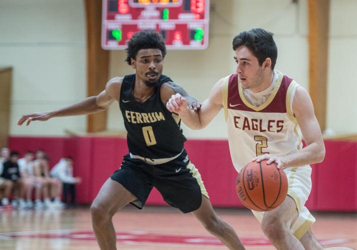 Mens Basketball: Bridgewater vs. Ferrum | Photo | dnronline.com