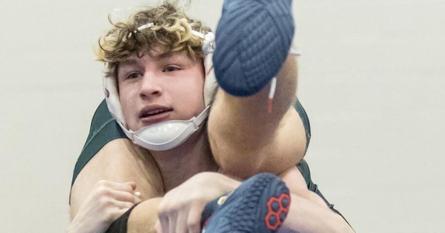 Valley wrestling stars shine at Rocktown Invitational | High School ...
