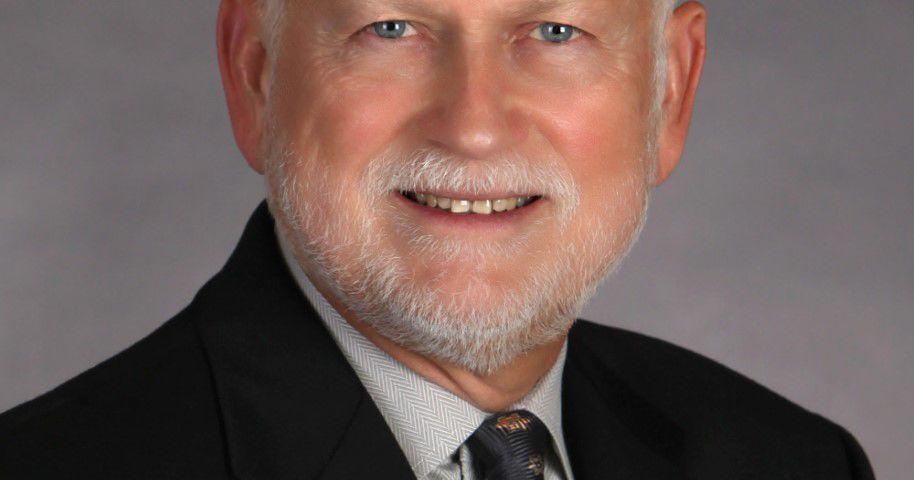 Dr. Stephen L. Guinn | Obituaries | dnronline.com