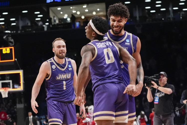 GALLERY: James Madison vs. Wisconsin | Sports | dnronline.com