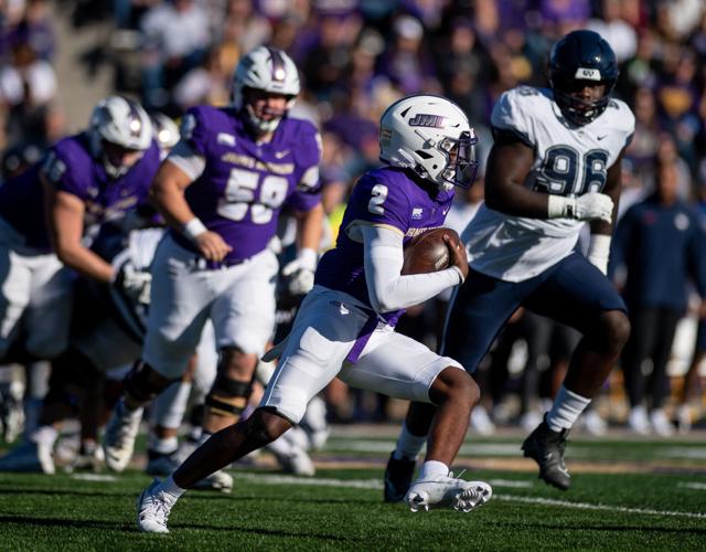 Football: JMU vs. UConn | Photo | dnronline.com