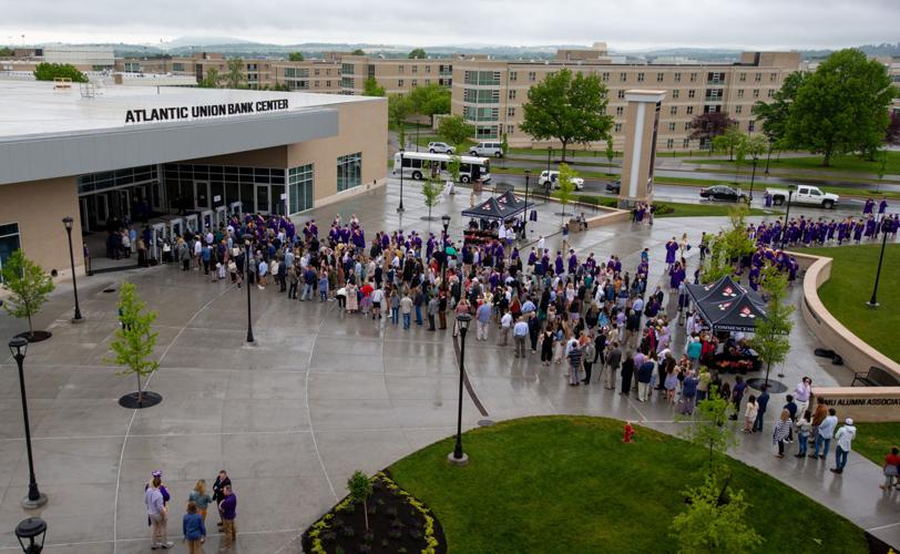 JMU College of Business Graduation | Photo | dnronline.com