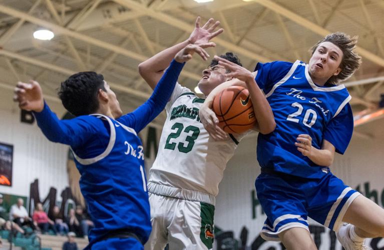 Basketball: Broadway vs. Fort Defiance | | dnronline.com