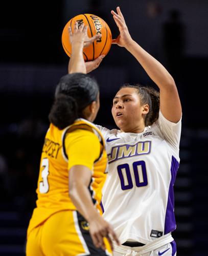 Dukes Handle Challenge From VCU | James Madison | dnronline.com