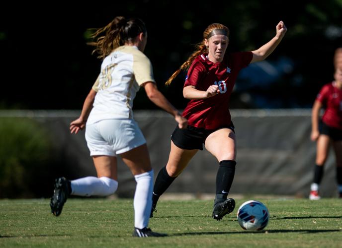 Soccer: Bridgewater vs. Southern Virginia | Photo | dnronline.com