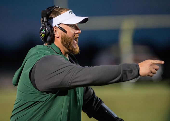 Football: Broadway vs. Strasburg | Photo | dnronline.com