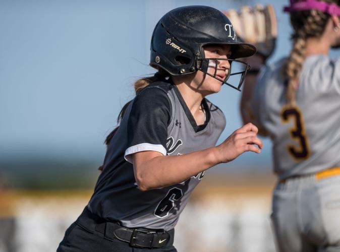 Softball: Turner Ashby vs. Brookville | Photo | dnronline.com