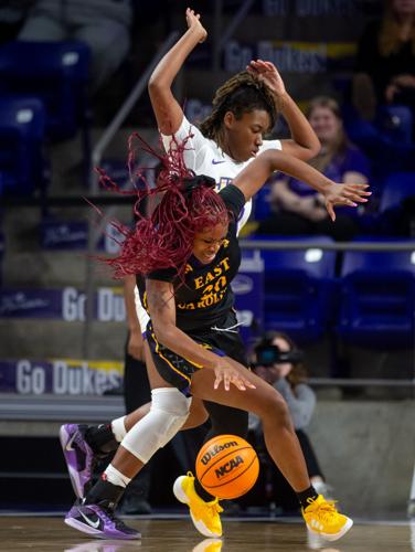 JMU freshman Williams earning early playing time | James Madison ...