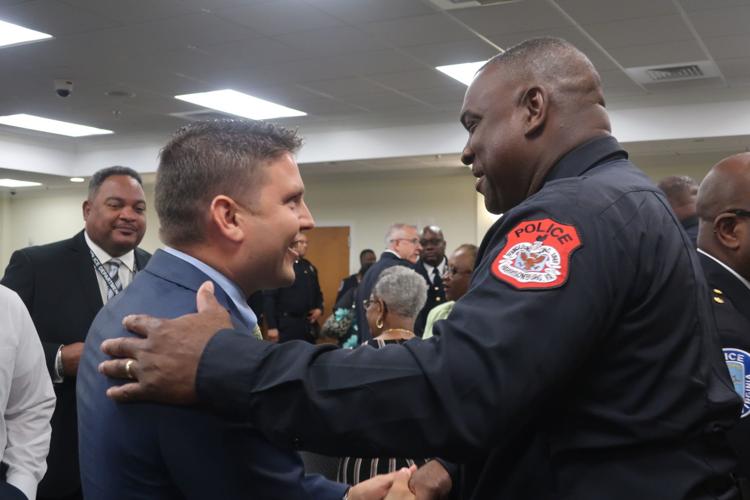City Welcomes New Police Chief | News | dnronline.com