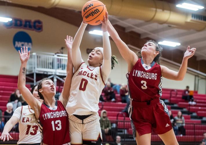 Basketball: Bridgewater vs. Lynchburg | Photo | dnronline.com