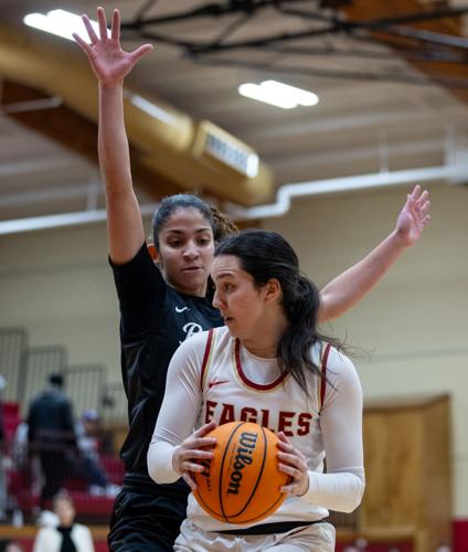 Womens Basketball: Bridgewater vs. Roanoke | Photo | dnronline.com