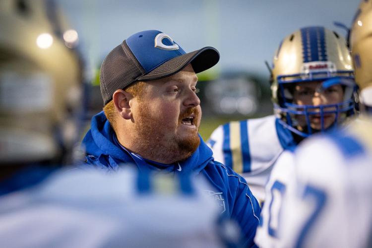 Football: Broadway vs. Central | Photo | dnronline.com