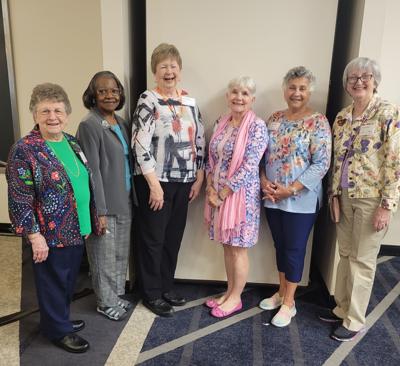 Club Notes 5/01 | e-Edition | dnronline.com