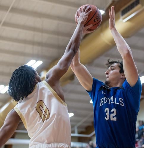 Basketball: Bridgewater vs. EMU | Photo | dnronline.com