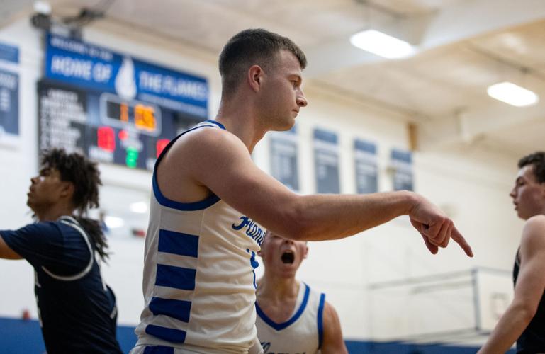 Basketball: Eastern Mennonite vs. Carmel | Photo | dnronline.com