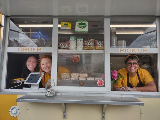 Grilled Cheese Mania Grows Into Downtown Express Location | e-Edition ...