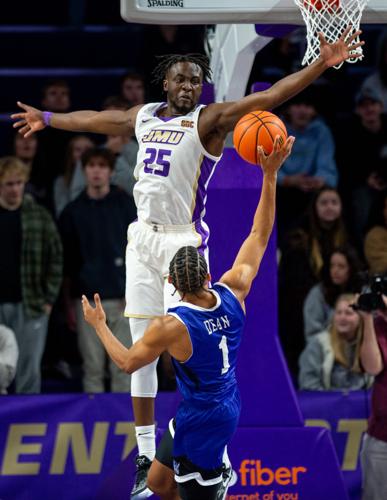 Dukes Hammer Hampton For Second Blowout Win | Sports | dnronline.com