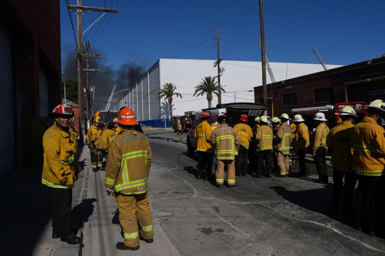 Los Angeles warehouse fire prompts shelter-in-place orders due to ...