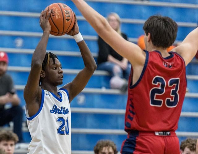 Basketball: Fort Defiance vs. LCA | Photo | dnronline.com