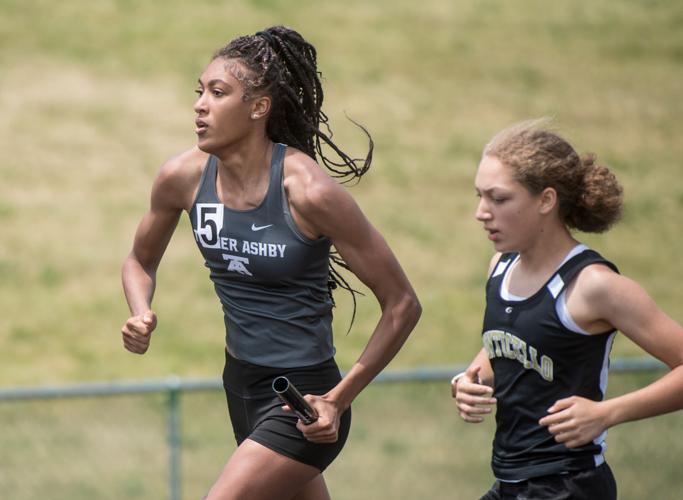 Santiago, Gobblers Cruise To Regional Crown | Broadway | dnronline.com