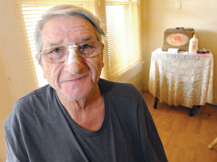 Geneva County coroner resigning