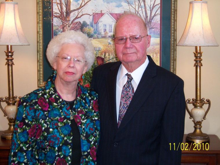 Roger and Carolyn Riley 50th anniversary