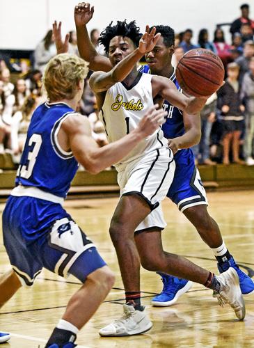 Ashford boys basketball team sprints past Rehobeth