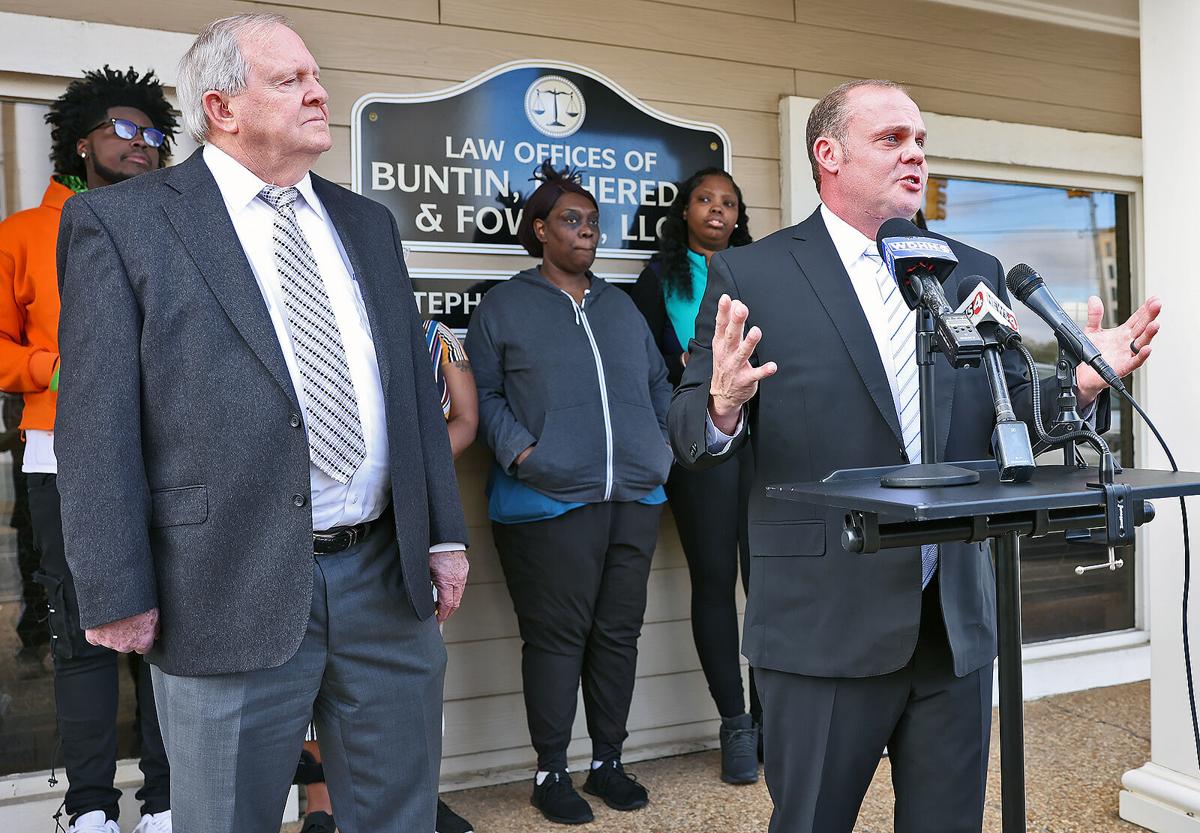 Dothan police investigate allegations of excessive force