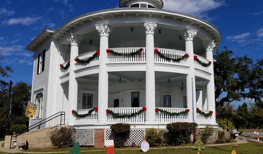 Russ House ready for Christmas