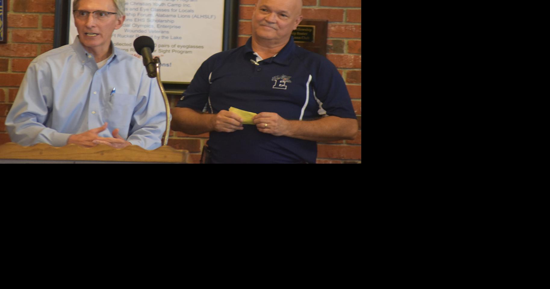 Former players Lee, Arrington visit Quarterback Club