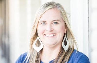 Amy Reeves seeks re-election as Coffee County Circuit Clerk