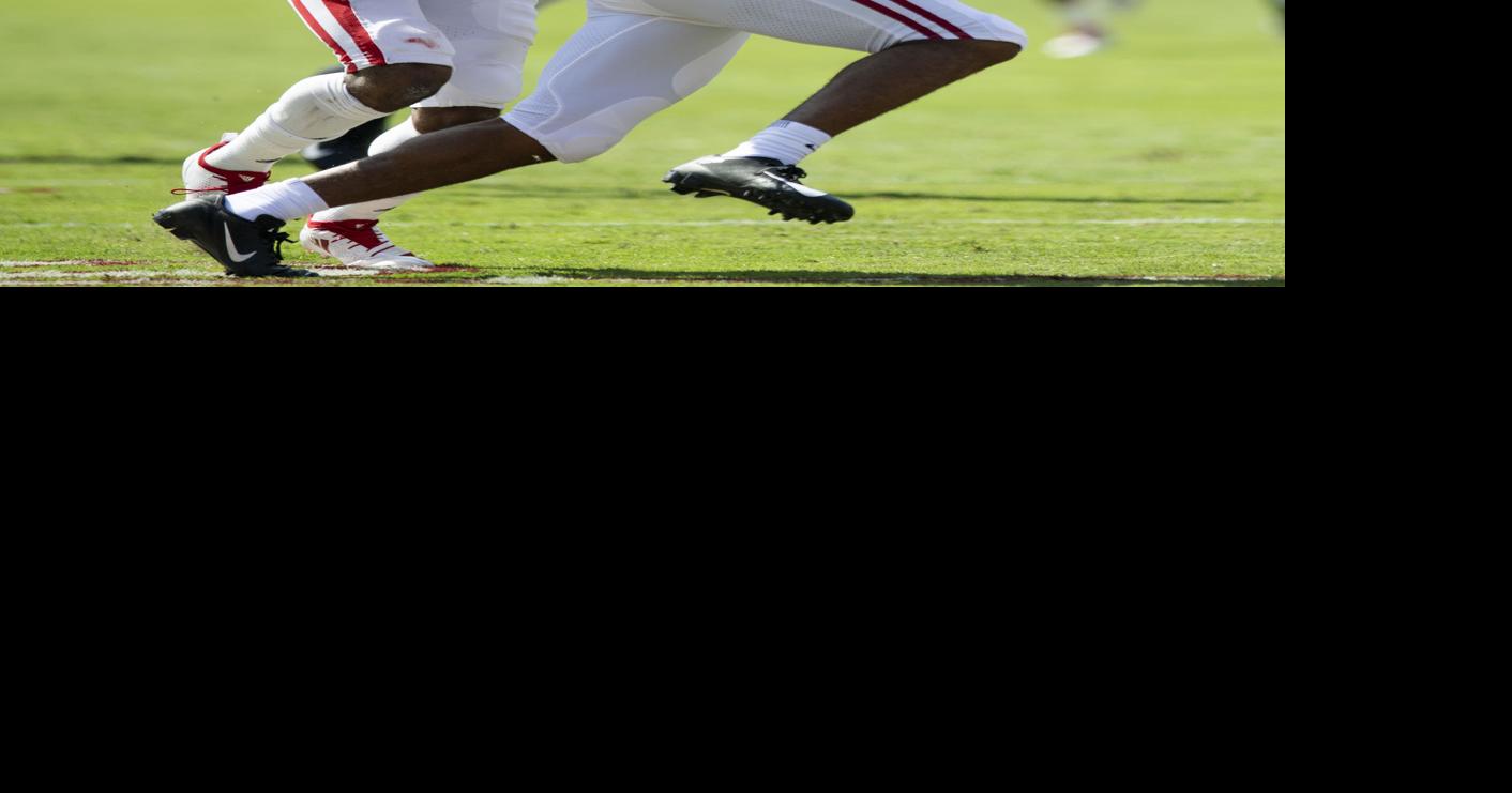 Alabama Notebook: Waddle finds end zone three times