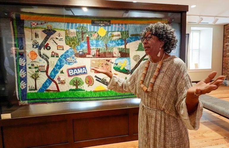 Tuscaloosa's bicentennial quilt is a 'visual gift'