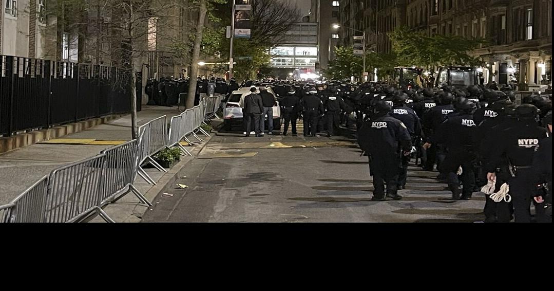 Riot police break up Columbia University anti-war protest