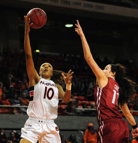 Montgomery scores 30 as Auburn women's basketball team defeats Crimson Tide