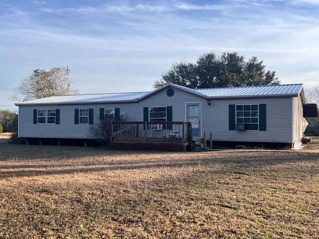 3 Bedroom Home in Columbia - $125,000