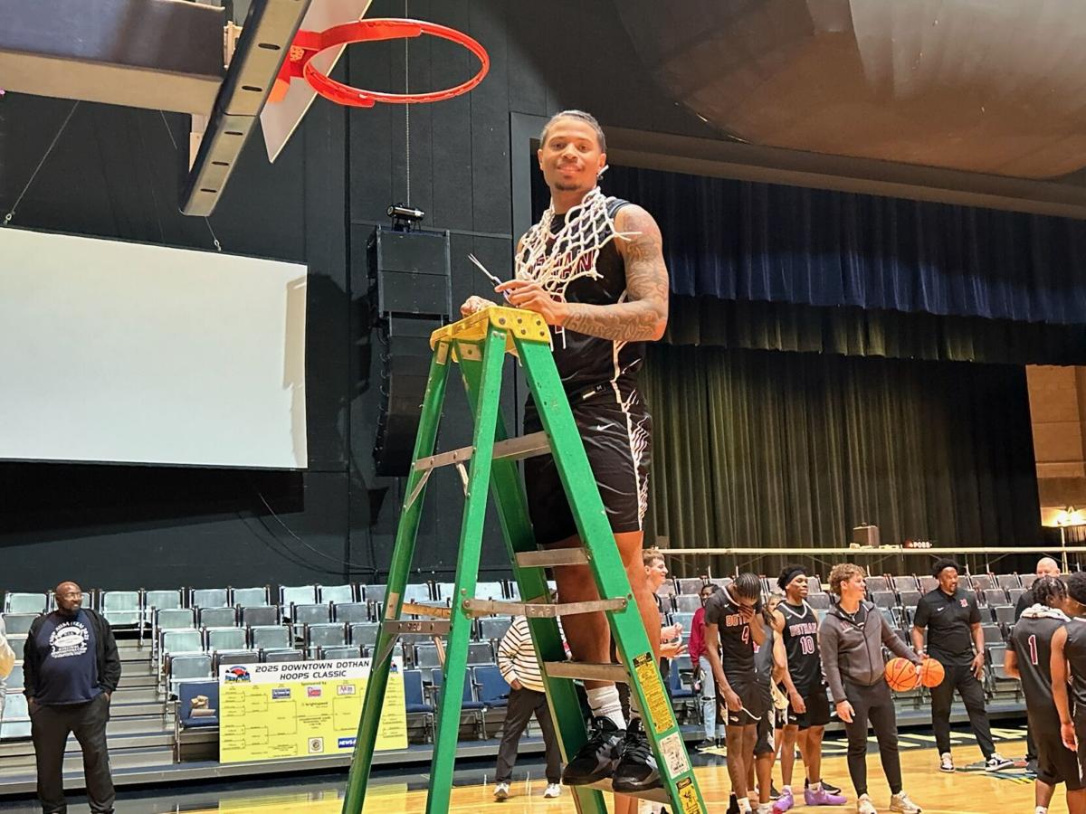 Dothan Wolves make it four-peat at Hoops Classic