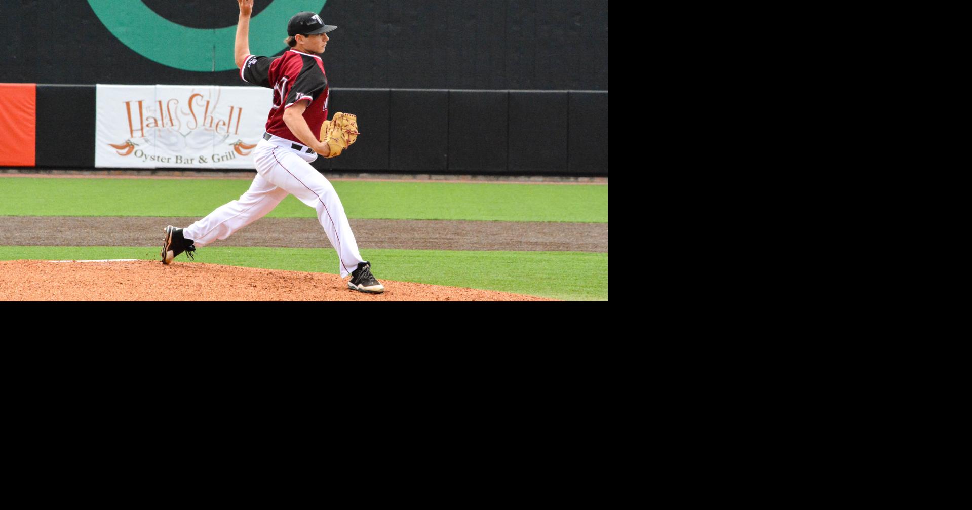 Troy pitcher Austin Crook earns 14 strikeouts as Trojans beat No. 15 ULL